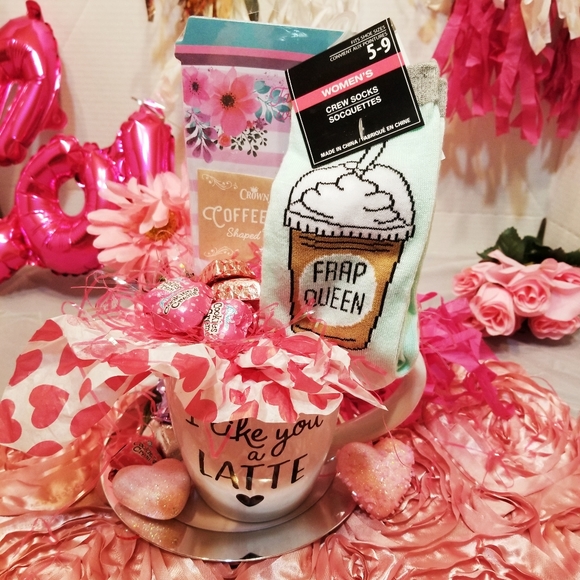 Accessories | Frappachino Queen Gift Set | Poshmark